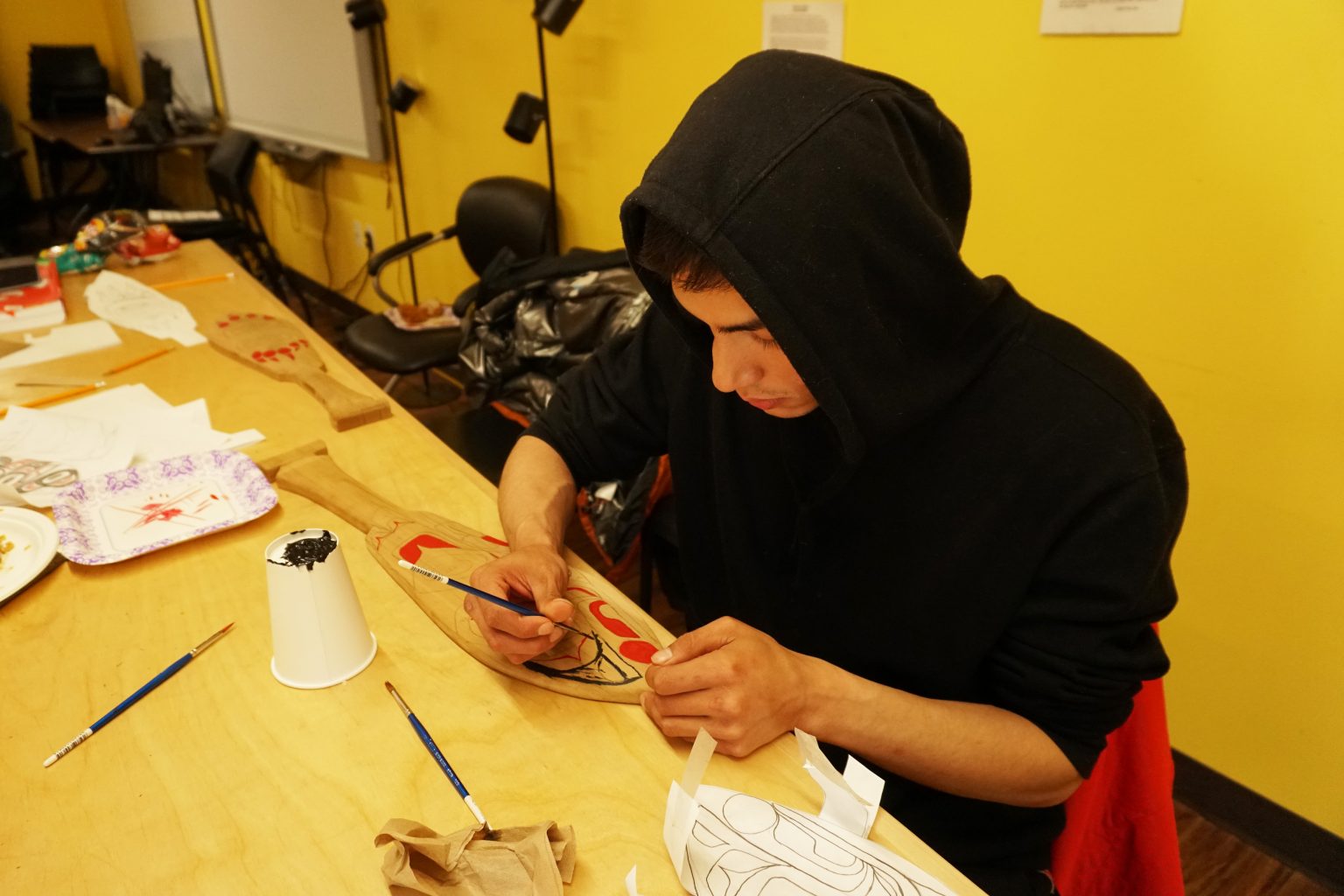 PHOTOS: Paddle carving with Duran Henry - Kwanlin Dün First Nation